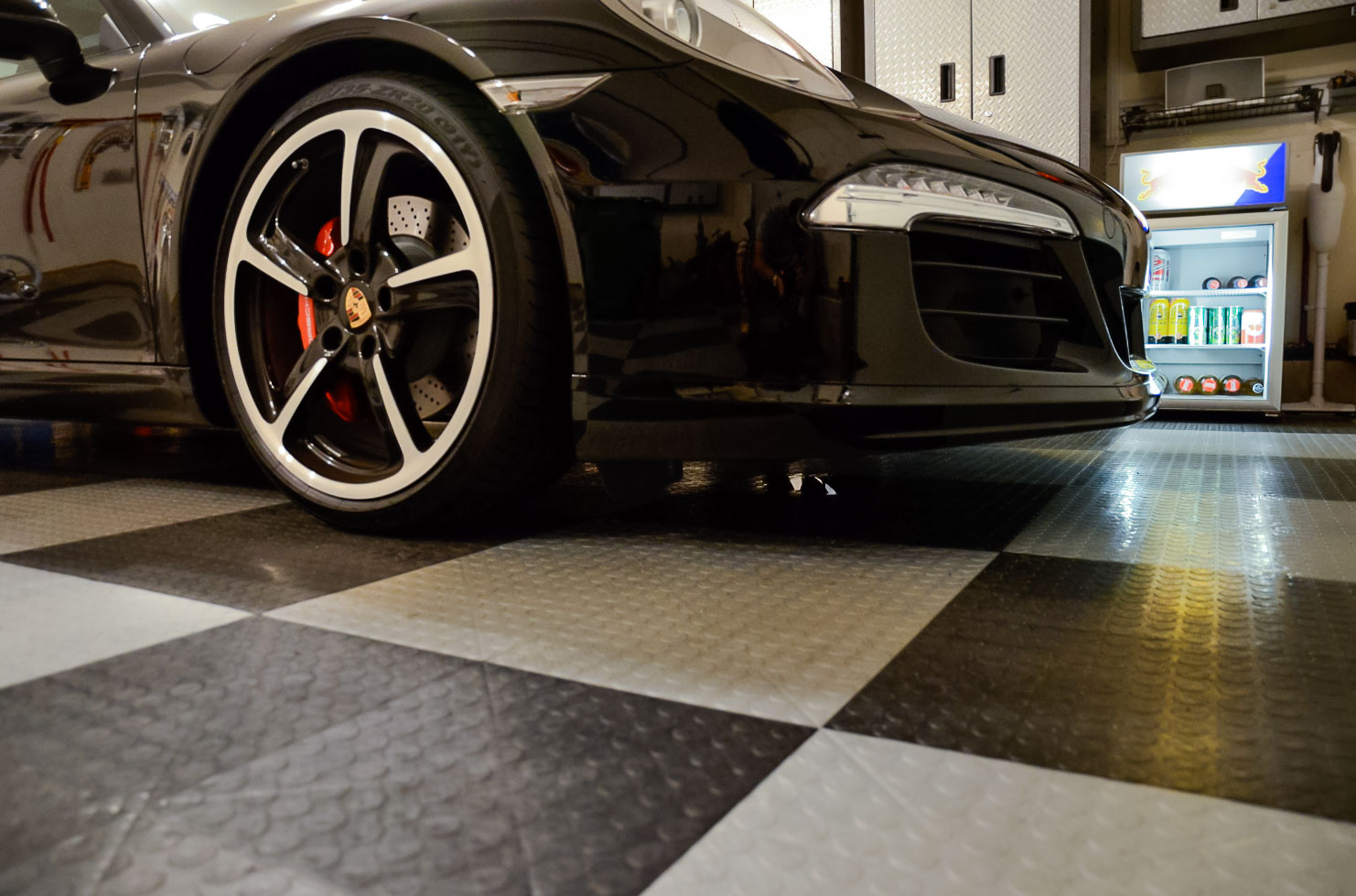 RaceDeck CircleTrac | Polypropylene Garage Flooring Tiles