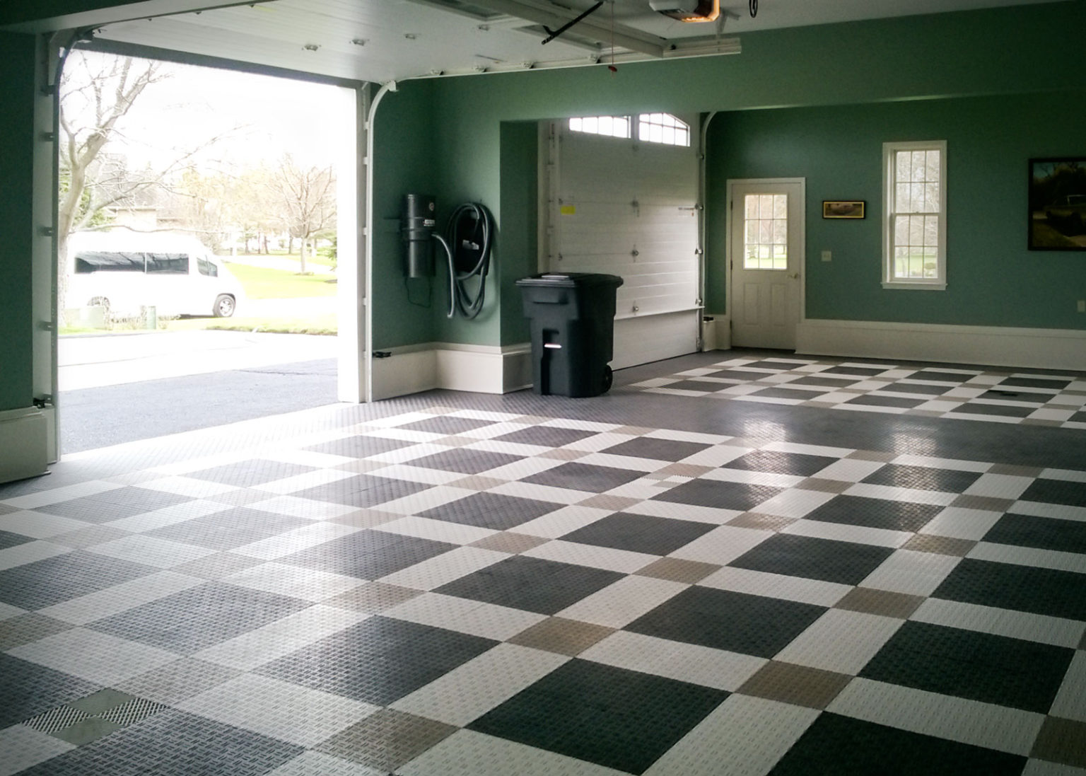 GarageTrac® 48 Pack Garage Flooring – DIY Garage Floor Tiles